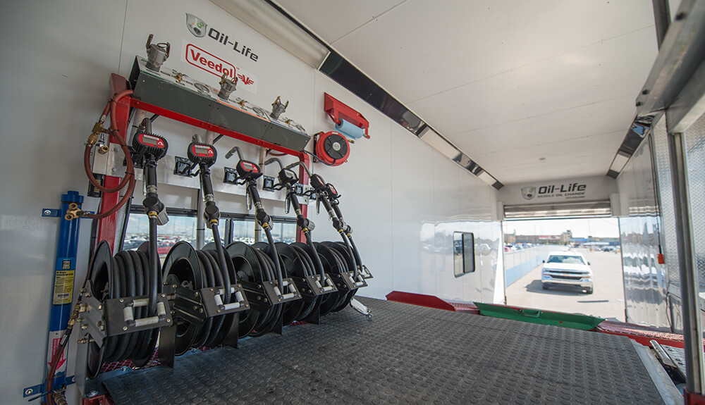 Oil-Life Solutions Calgary, Alberta | Oil Service | Mobile Service | Beep