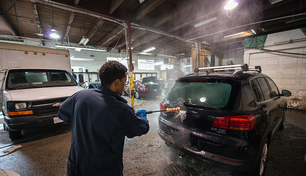 Kingsway Auto Detailing Vancouver, BC V5T 1H3 | BeepForService