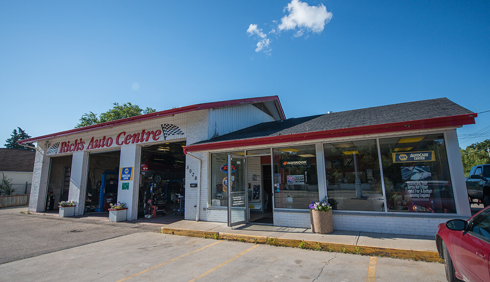Rich's Auto Centre Winnipeg, MB R3R 0G7 | BeepForService